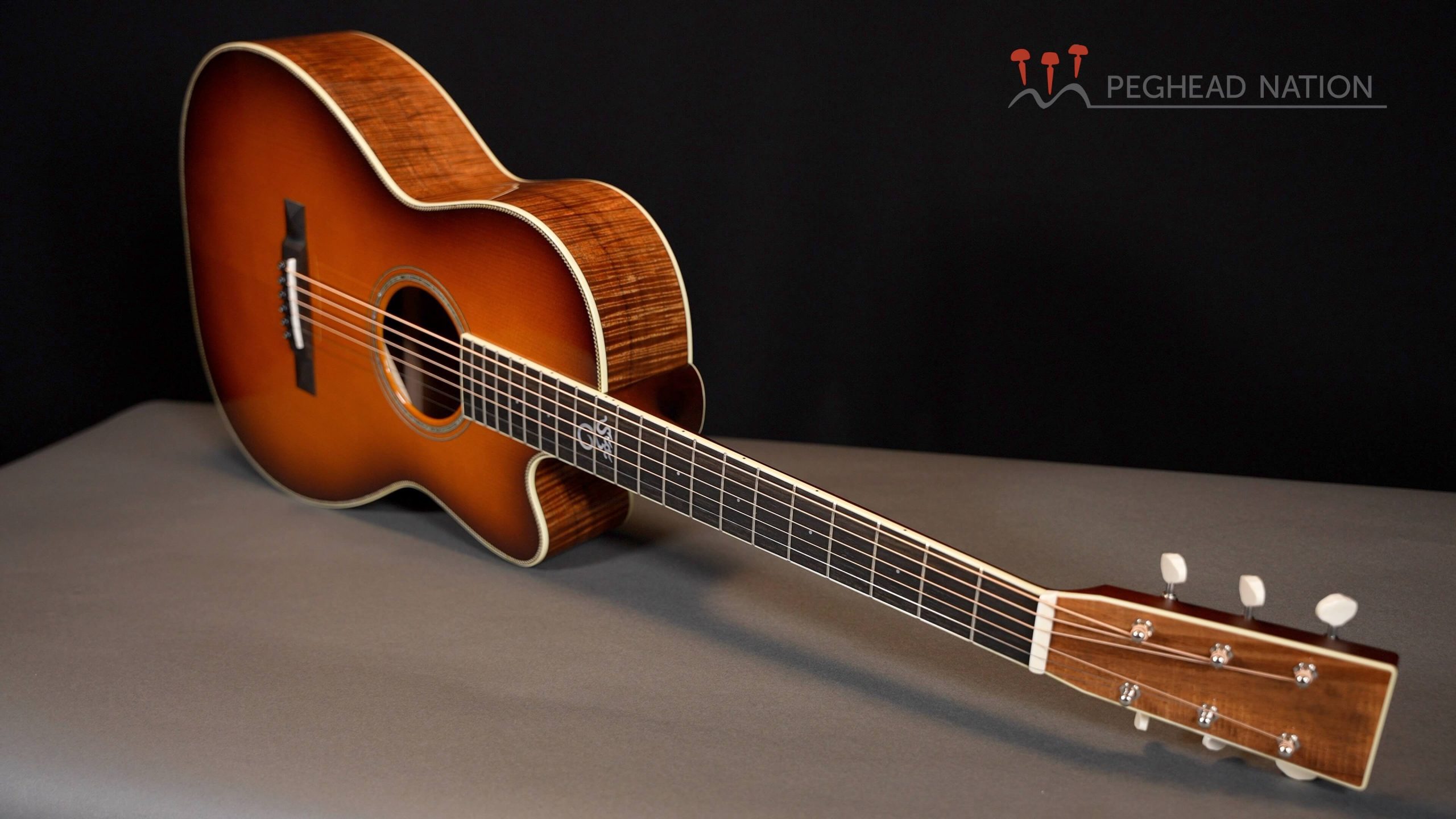 Santa Cruz OO Custom - Peghead Nation